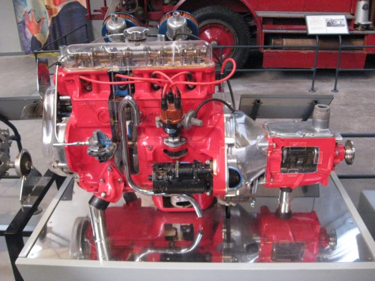 Volvos engine plant Skövde Sweden | Pritec Vaculyft AB